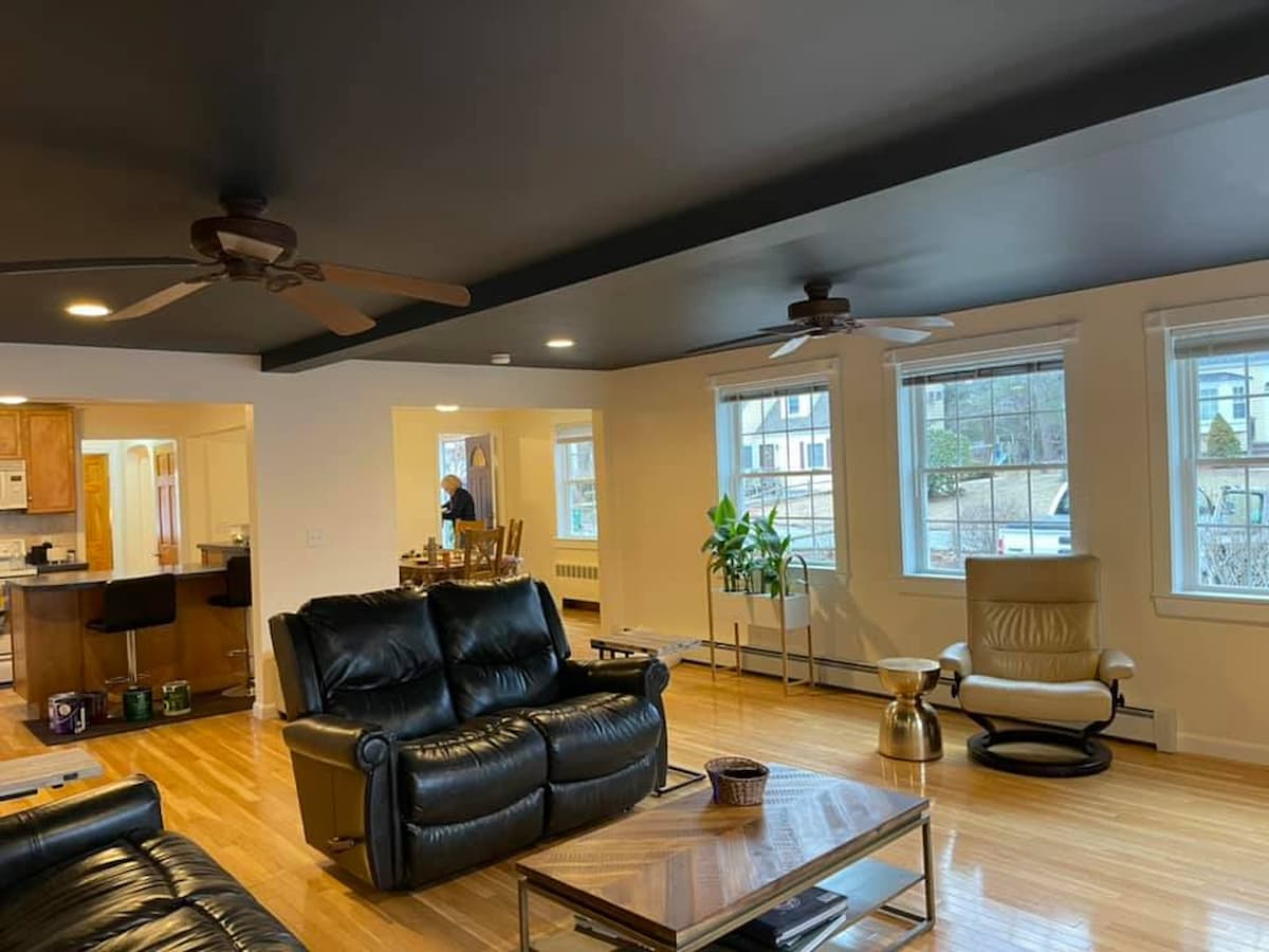 Rooms Painting Services - Moises Carpentry & Painting